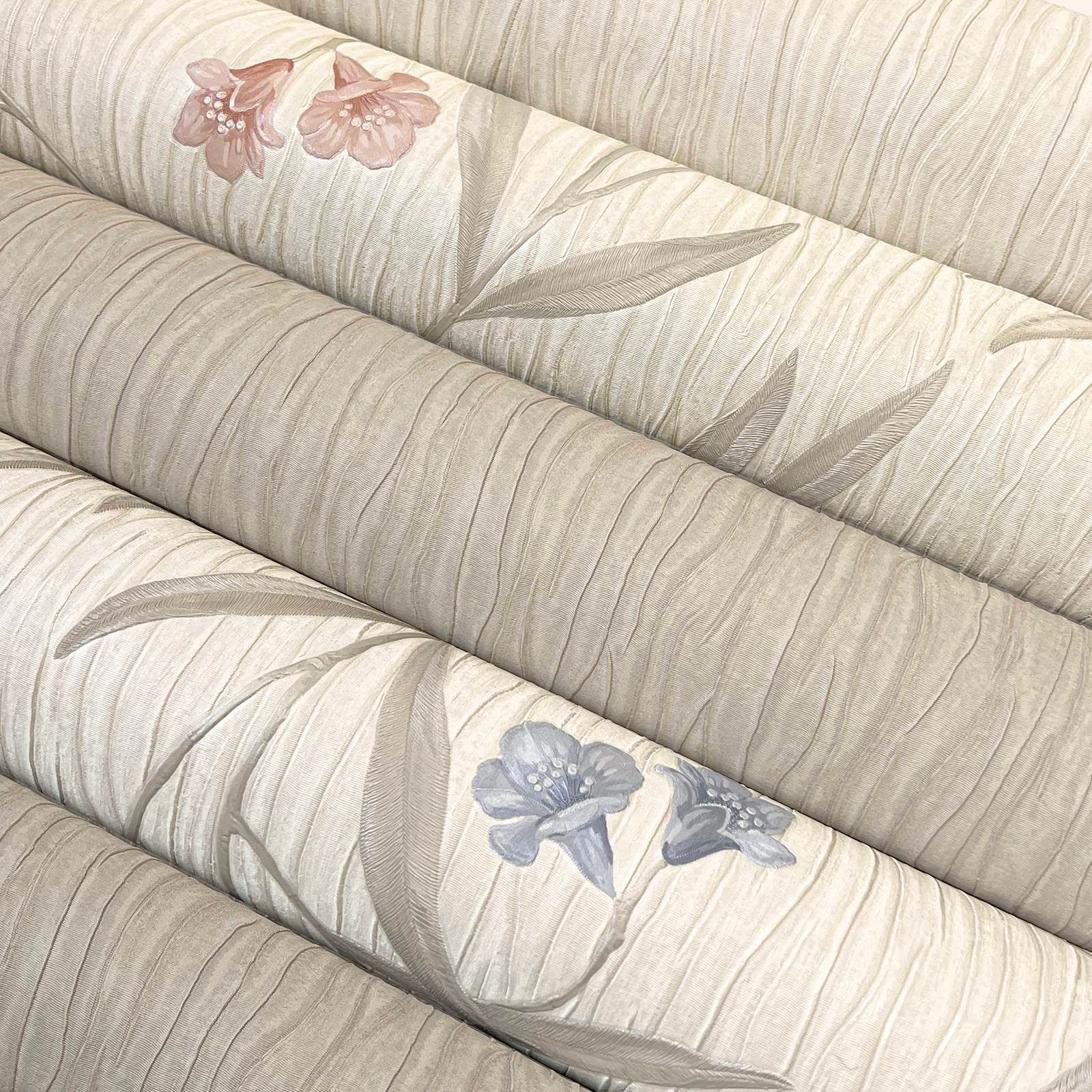 Tiffany Floral Cream & Soft Blue Luxury Italian Vinyl Wallpaper 41333 ...